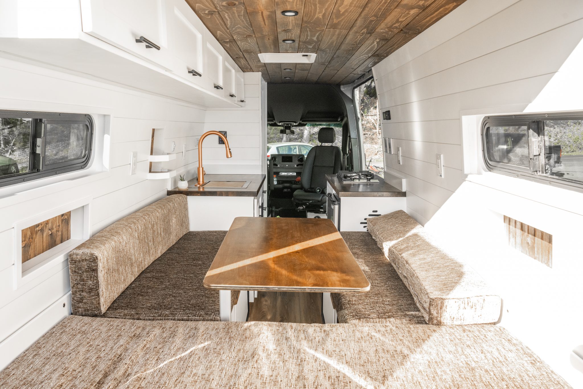 #HandsOnMetrology | Van retrofitting with portable 3D scanner